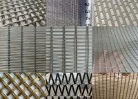 China Lightweight Black Decoration Wire Mesh Chainlink Fence Decorative Metal Mesh for sale