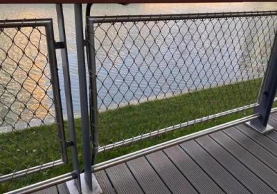 China Aisi 304 Stainless Steel Cable Mesh Lightweight Fence For Fall Prevention for sale