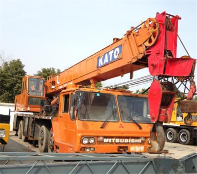 China Used kato nk400e truck japan crane for sale