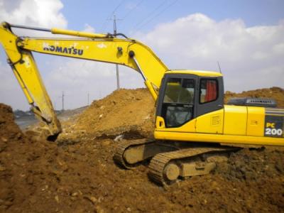 China Secondhand komatsu PC200-7 Excavator/ digger for sale