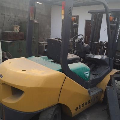 China used komatsu FD30-16 three stages and side shift forklift for sale