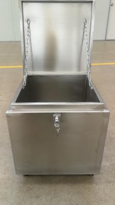 China Stainless Steel Or Steel Inner And Outer Boxes Lead Material Mobile Shields/Radioactive Isotope Containers for sale