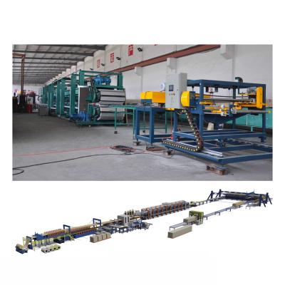 China Color Steel 15mm PU Sandwich Panel Production Line for sale