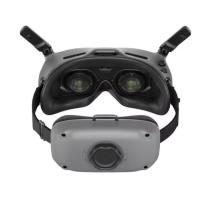 China Carbon Fiber / Plastic Goggles Integra With Two 1080p Micro Oled Screens Up To 100hz Refresh Rate for sale