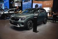 China Affordable 2023 Kia Seltos with Multi-link Rear Suspension and Electric Parking Brake for sale