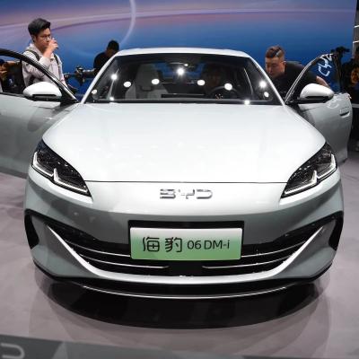 China 2024 Energy Vehicles 4 Door 5 Seater Sedan BYD Seal 06 DMI Hybrid Car Designed by BYD for sale