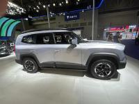 China Changan G318 Hybrid SUV Car with Lithium Iron Phosphate Battery and 94.3 kWh Capacity for sale