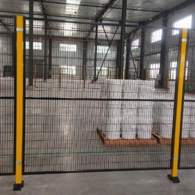 China 2/2.3/2.5m Height Robot Safety Fence Galvanized Steel Square Hole Shape for sale
