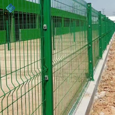China Green Powder Coated 3D Bending Fence Metal Wire Mesh V shaped for sale