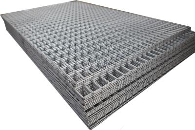 China Square Hole Electro Galvanized Stainless Steel Welded Mesh Panel 2*2cm Size for sale