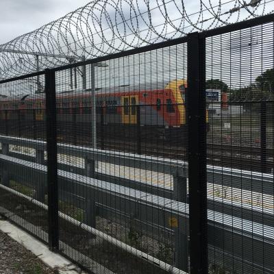 China Airport Perimeter Protection 358 Anti Climb Fence Low Carbon Steel Wire Mesh Fencing for sale