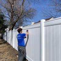China Easy to Assemble PVC Vinyl Privacy Fence With Trellis for Home Decoration Manufacturer Supplied Easy Installation for sale