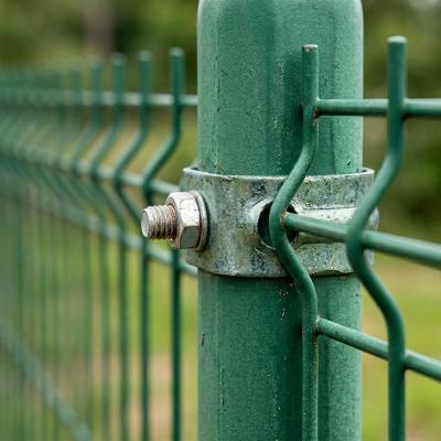 China Hsj 3D Triangle Bend Welded Fence Outdoor Galvanized Metal Perimeter Fencing System for sale