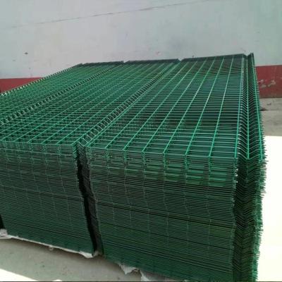 China Durable 3D Bending Fence with Curved Design to Disperse External Forces Ideal for Industrial and Municipal Applications for sale