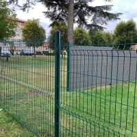 China Height Options from 0.5 Meters to 2.5 Meters Customized 3D Bending Fence Suitable for Schools Parks Farms and Infrastructure Projects for sale