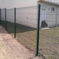 China Enhanced Protection 3D Bending Fence Triangle Bending Structure And Powder Coated Finish for sale