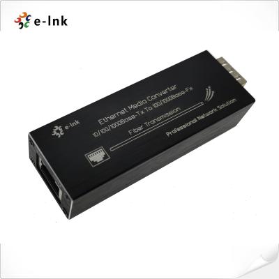 China Mini 10/100/1000BASE-T to 100/1000BASE-X SFP Gigabit Ethernet Media Converter for Fiber to IP Camera for sale
