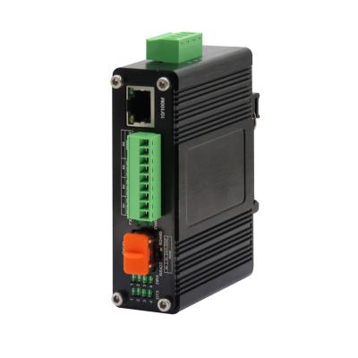 China Mini Industrial 10/100Base-T to 100Base-X SFP Fiber Ethernet Media Converter with 1Ch RS232/RS485/RS422 for sale