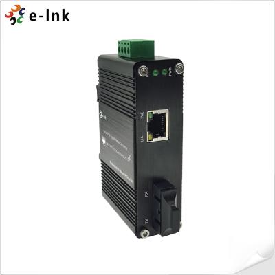 China Mini Industrial 1000BASE-X to 10/100/1000BASE-T 90W PoE++ Media Converter for sale