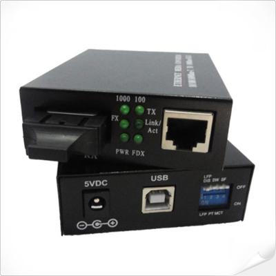 China USB Powered 10/100Base-TX to 100Base-FX Ethernet Media Converter for sale