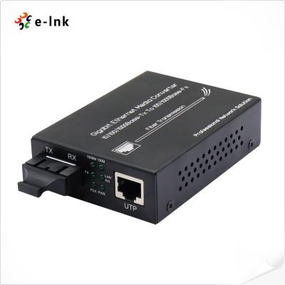 China Micro type Media Converter with 10 / 100 / 1000Base-Tx to 100 / 1000Base-Fx Ethernet for sale