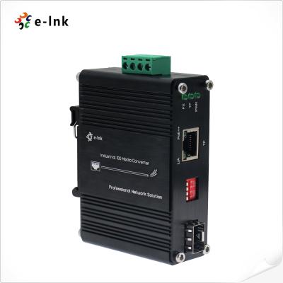 China Mini Industrial 10G/5G/2.5G/1G/100M 802.3bt to 10GBASE-X SFP+ Media Converter for sale