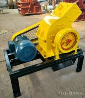 China Mobile Gold Ore Hammer Mill/Mini Stone Rock Hammer Crusher Machine with Engineer Guide for sale