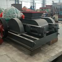 China Fine Industrial Diesel Double Teeth Roller Crusher for Glass Rock Stone Crushing for sale
