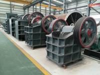 China 30kw PE400x600 Mobile Small Gold Ore Stone Jaw Crusher With 1400x1740x1663mm Dimensions for sale