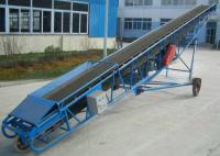 China Small Size Yellow Industrial Mobile Portable Rubber Slant Belt Conveyor Line Machine for sale
