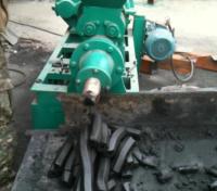 China Automatic Cutting System Motorized Charcoal Briquette Screw Extruder for Triangle Shape for sale