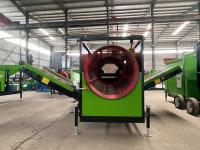 China 60m3/hour Portable Vibrating Screen for Pig and Sheep Manure Gravel Wood Chip Composting for sale