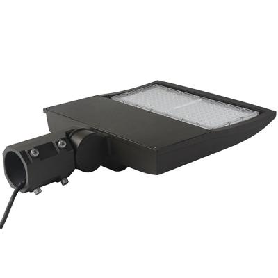 China LEDSION 150W LED Shoebox Area Light 15900lm 5000K IP65 UL DLC Slip Fitter for sale