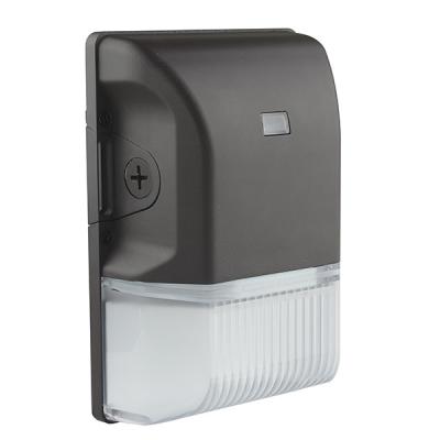 China 20W DLC Premium LED Wallpack Light 135LM/W Brown Aluminum IP65 100-277VAC for sale