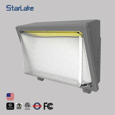 China 140LM/W Outdoor Wall Pack Light Fixture 20W-120W Waterproof IP65 light for sale