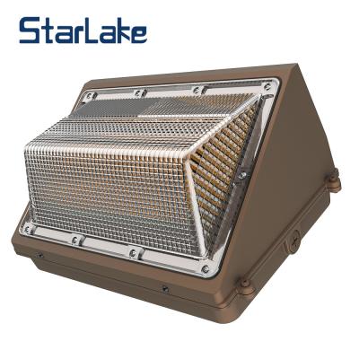 China 7500lm 90 Degree 60W -150W Led Wall Pack Light Photcell Sensor Dusk To Dawn Ra70 for sale