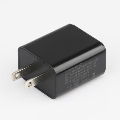 China FCC Approve 5V 3A/9V 2A/12V 1.5A USB Lithium Battery Charger , Dual USB Charger For Mobile Phone for sale
