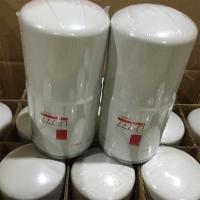 China Truck Engine Oil Filter 118mm OD 260mm Length 1 3/8-16 UN Thread P550777 3889311 for sale