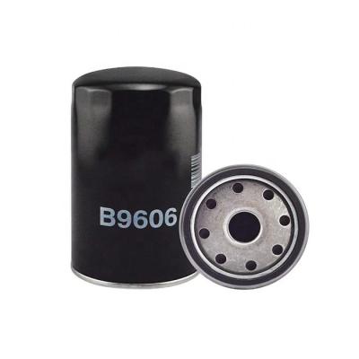 China Heavy Duty Truck Lube Oil Filter Element B9606 21632664 4.5 Inch OD 7.3 Inch Length for sale