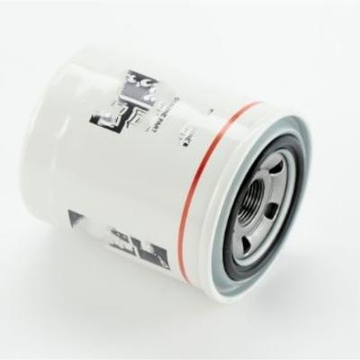 China Oil Filter P502051 MD162326C MIU800650 A3EB1531550 60058455 7417534 84x84x102mm for Truck Engine for sale