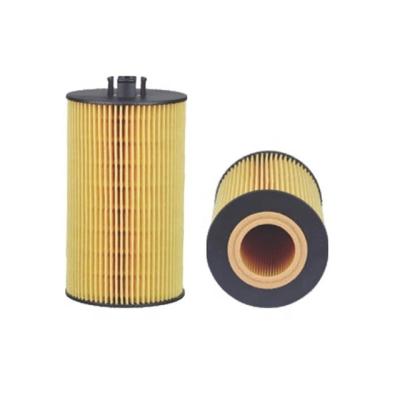 China Engine Oil Filter LF3827 P550768 11708550 for Tractor Excavator 83x83x150mm for sale