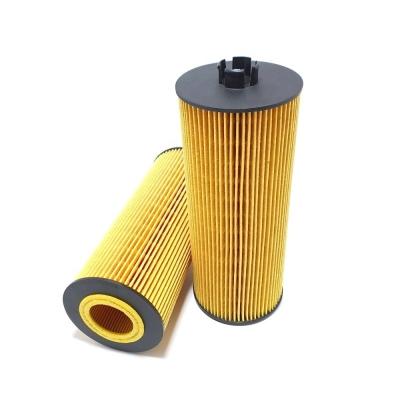 China Excavator Oil Filter 83x83x209mm 1kg Replacement for 0001801709 P550761 5459530 for sale