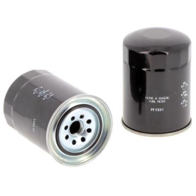 China Truck Fuel Filter Element 94x94x125mm 0.46kg P550932 P552561 Hydwell for sale