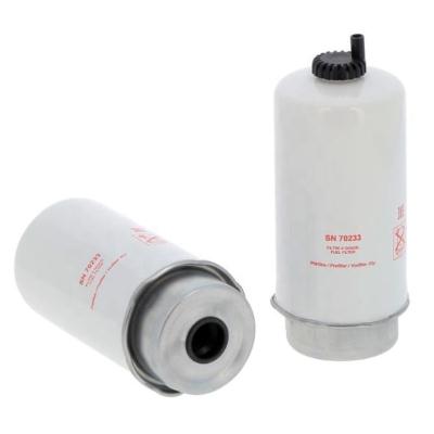 China Fuel Filter Element 86x86x199mm Replacement for Truck Engine Parts 11318320 3015259 for sale