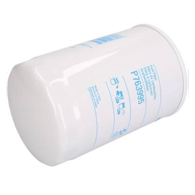 China Excavator Fuel Filter Element 84818744 FF5471 P763995 111x111x170mm Iron Paper for sale