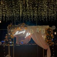 China Outdoor Acrylic 12V Neon Sign Letters Custom LED Neon Sign Wedding Decoration for sale