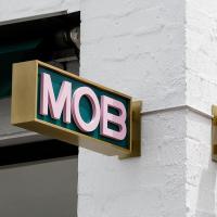 China Customized Shape LED Letter Signage Lightweight Acrylic 3D Letter Light Signs for sale