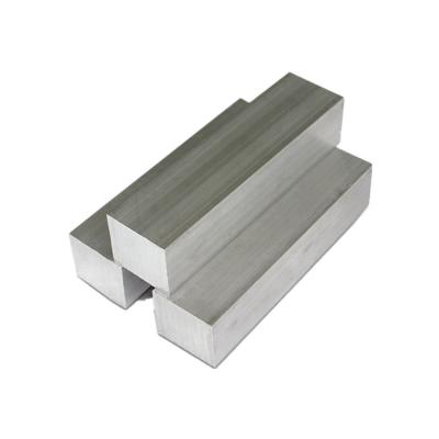 China 100mm X 6mm 100mm X 3mm Aluminium Flat Bar 10mm X 2mm 3mm T5 6063 T6 for sale