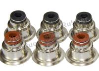 China Heavy Truck Valve Stem Oil Seal ，Valve Oil Seal  Material: NBR, Rubber for sale