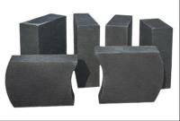 China Al2O3-MgO-C Black Fire Brick Anti Erosion Anti Peeling Heat Resistant Bricks for sale